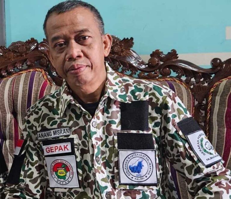 Ketua Gepak Kalsel, Pers dan LSM Bersatu Mengecam Arogansi HRD PT SIS ...